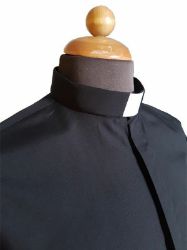 Traje y Ropa Sacerdote y Cura - Tienda | Vaticanum.com