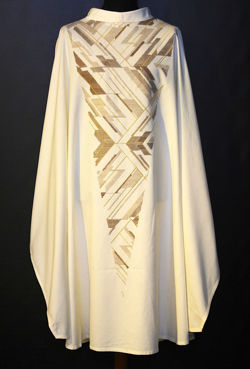 Modern Chasuble Ring Neck Geometric Embroidery pure Wool Ivory, Red ...