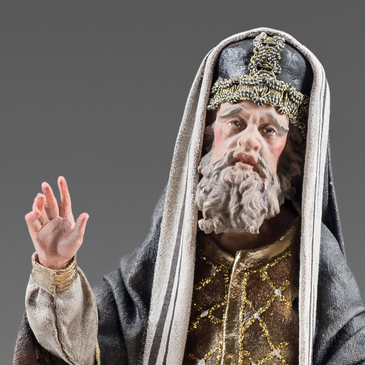 High Priest seated 14 cm (5,5 inch) Immanuel dressed Nativity Scene ...
